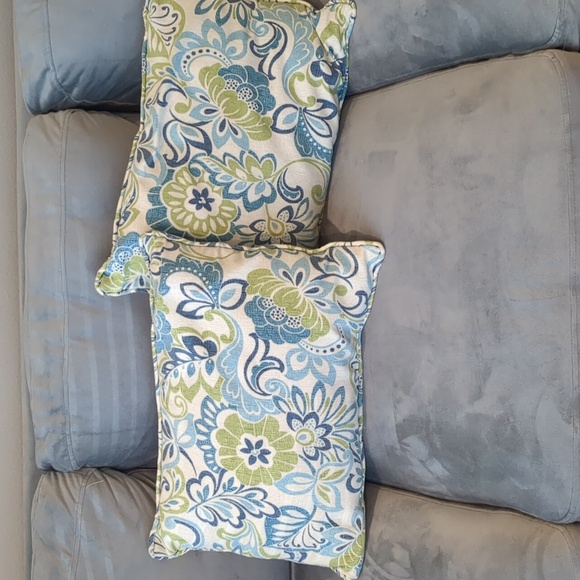 Accents | Retro Floral Print Outdoor Accent Pillows Set Of Two | Poshmark